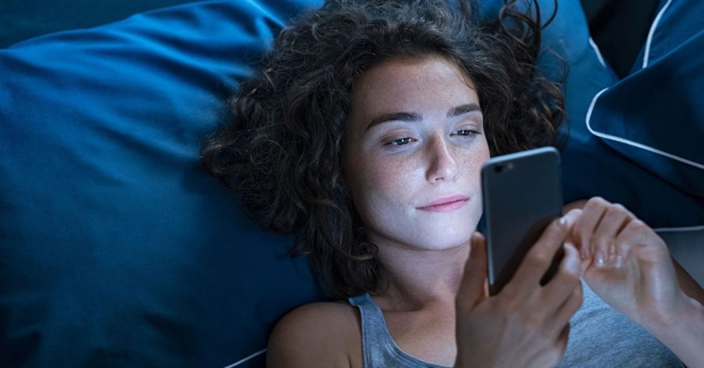 Does Blue Light Affect Sleep Society Of Wellness Does Blue Light Affect Sleep Society Of Wellness